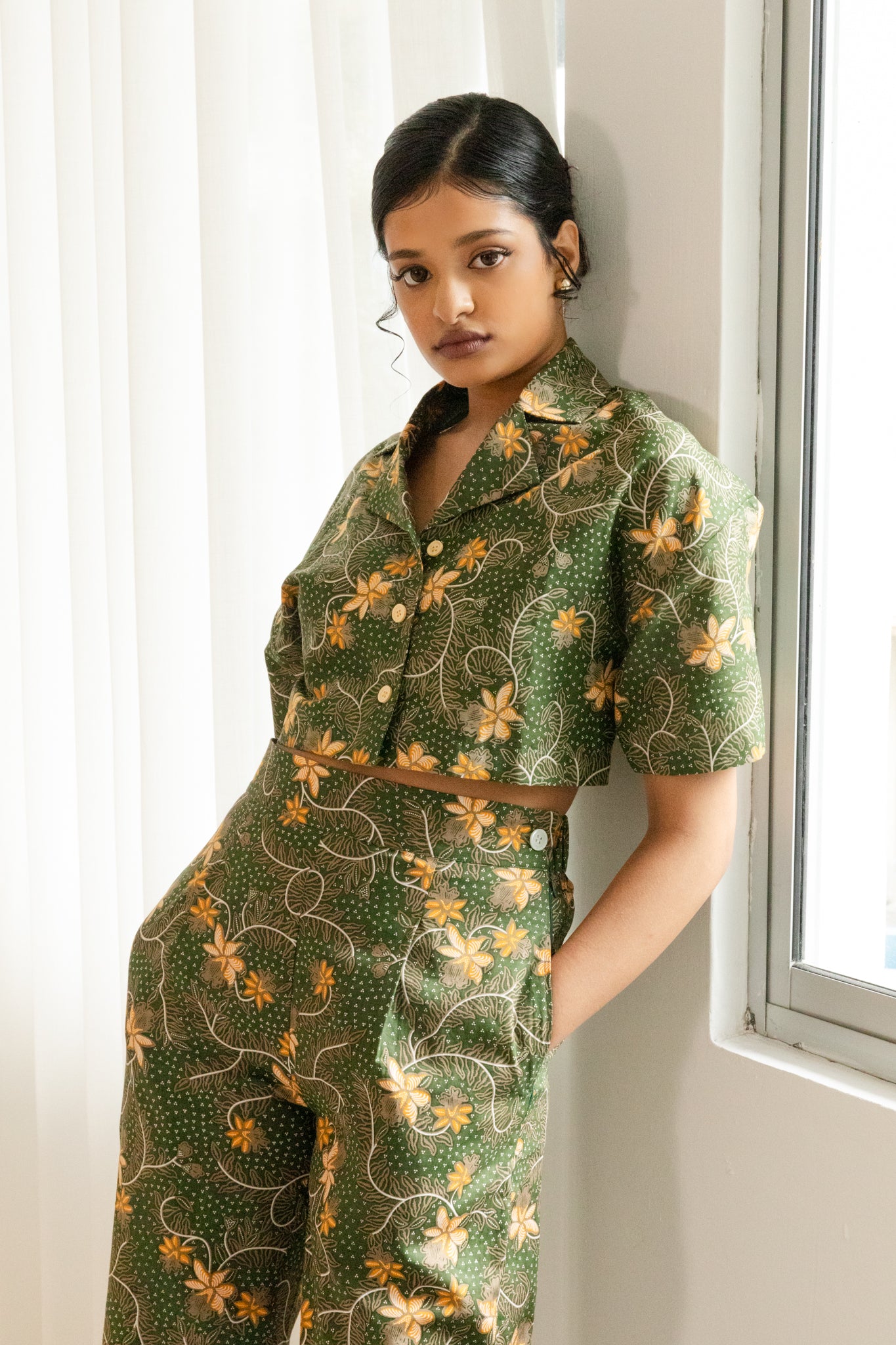 Batik Collared Crop Top | Taman Sari Olive – Studio Gypsied